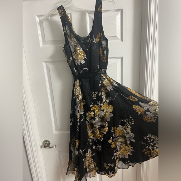 JS Boutique | Dresses | Js Boutique Black Floral Pattern Prom Dress ...